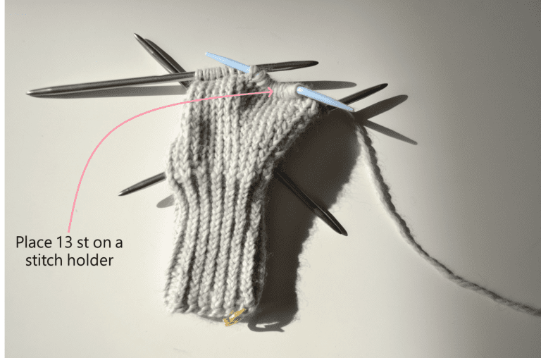 How to Knit Mittens in the Round Free Pattern | Knitting with Chopsticks