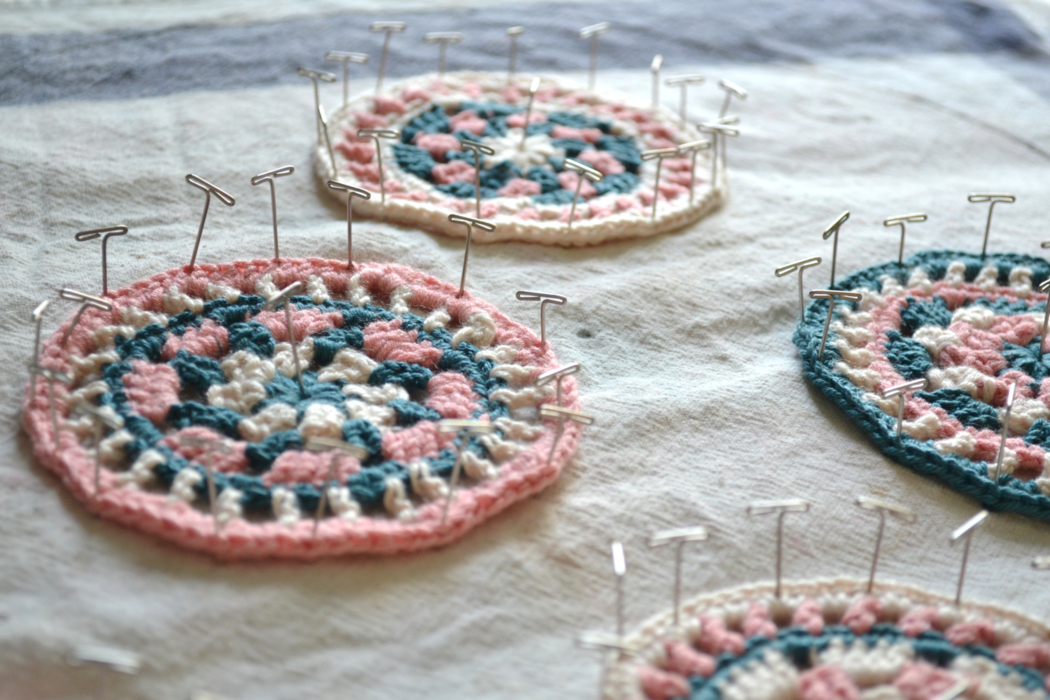 Free Crochet Coaster Pattern | Knitting with Chopsticks