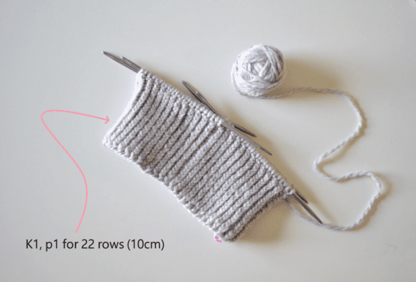 Easy knit hat with double pointed needles pattern FREE - Simple Hat