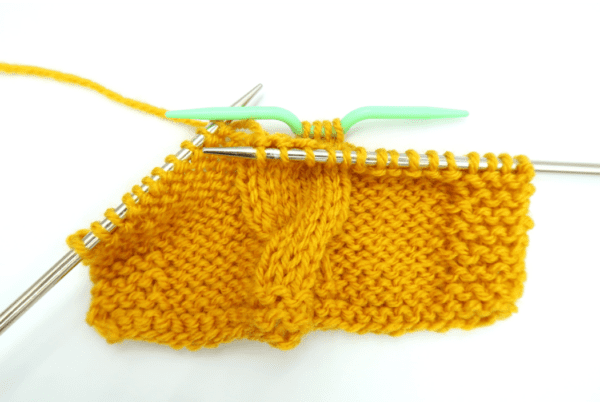 How to Knit Cables for Beginners? | Knitting with Chopsticks