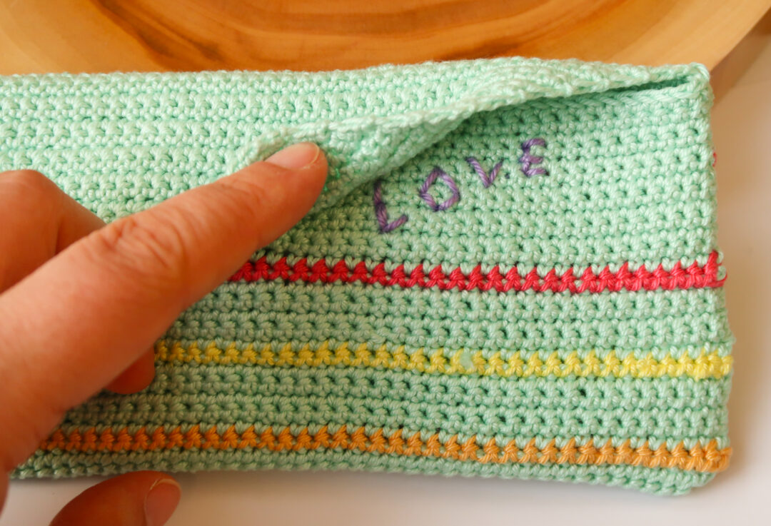 FREE Crochet Pattern for Hook Case - Happy Hook Crochet Case Pattern