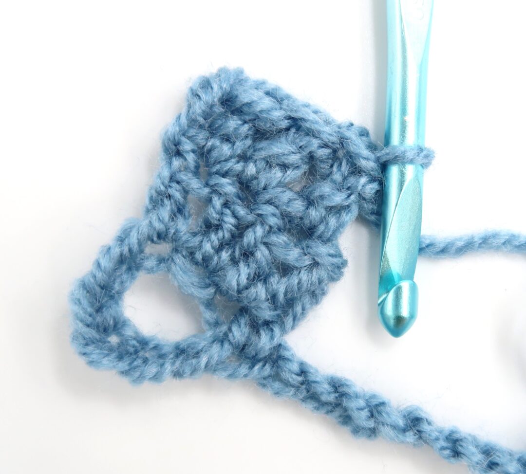 Crochet Lace Stitch Pattern - FREE Squares Lace Crochet Stitch Pattern