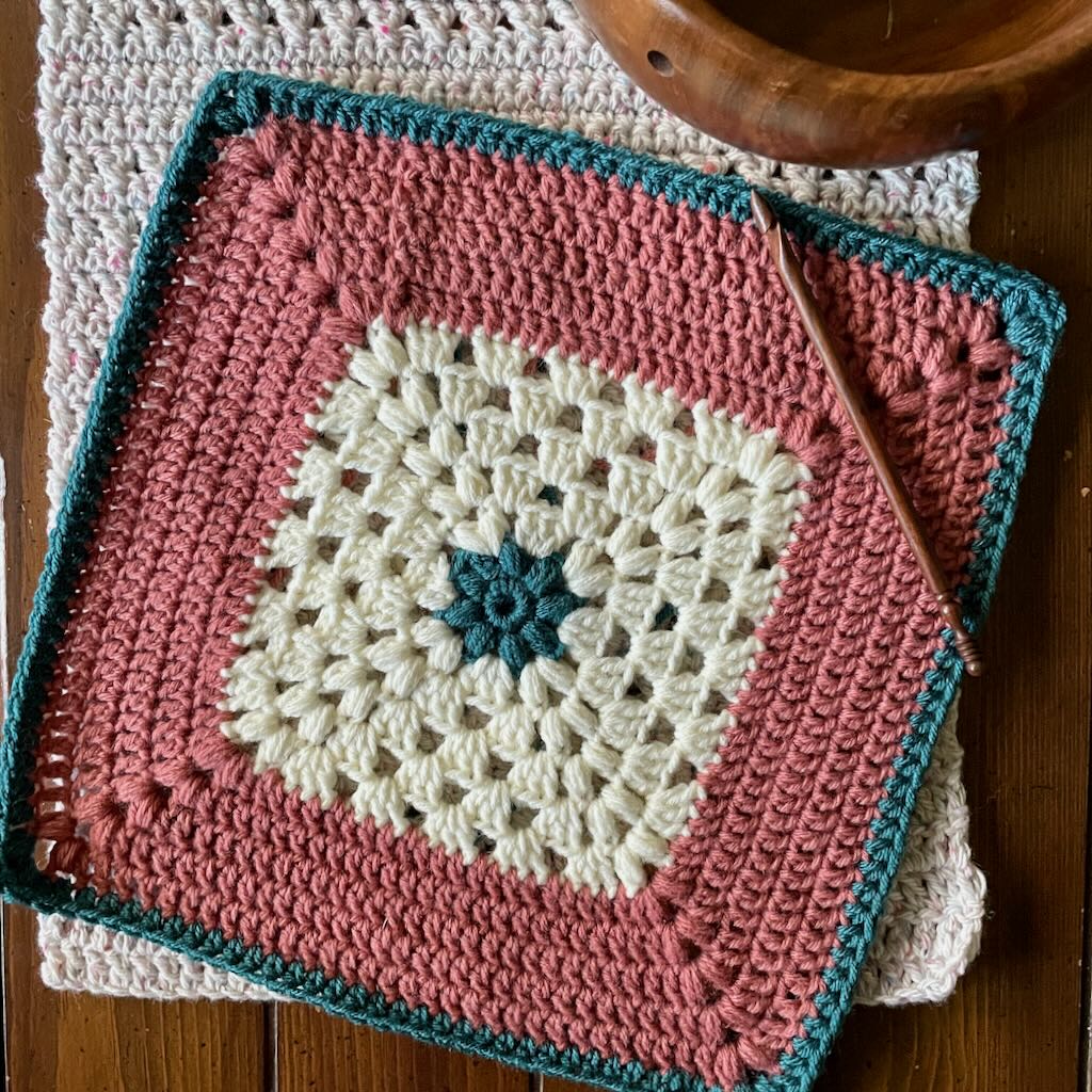 Free Crochet Square Pattern - Linen Granny Square Crochet Pattern