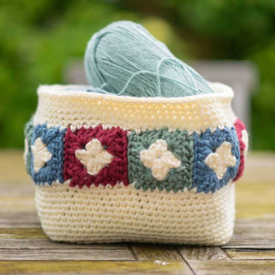 Crochet Basket Pattern FREE - Crochet Granny Square Basket
