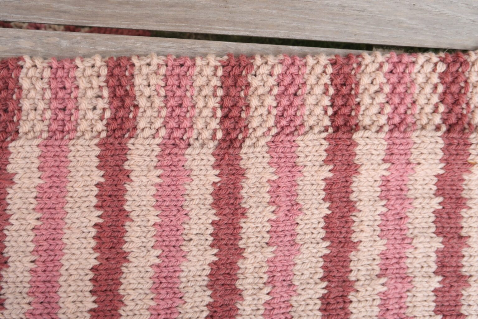 Free Striped Blanket Knitting Pattern | Knitting with Chopsticks