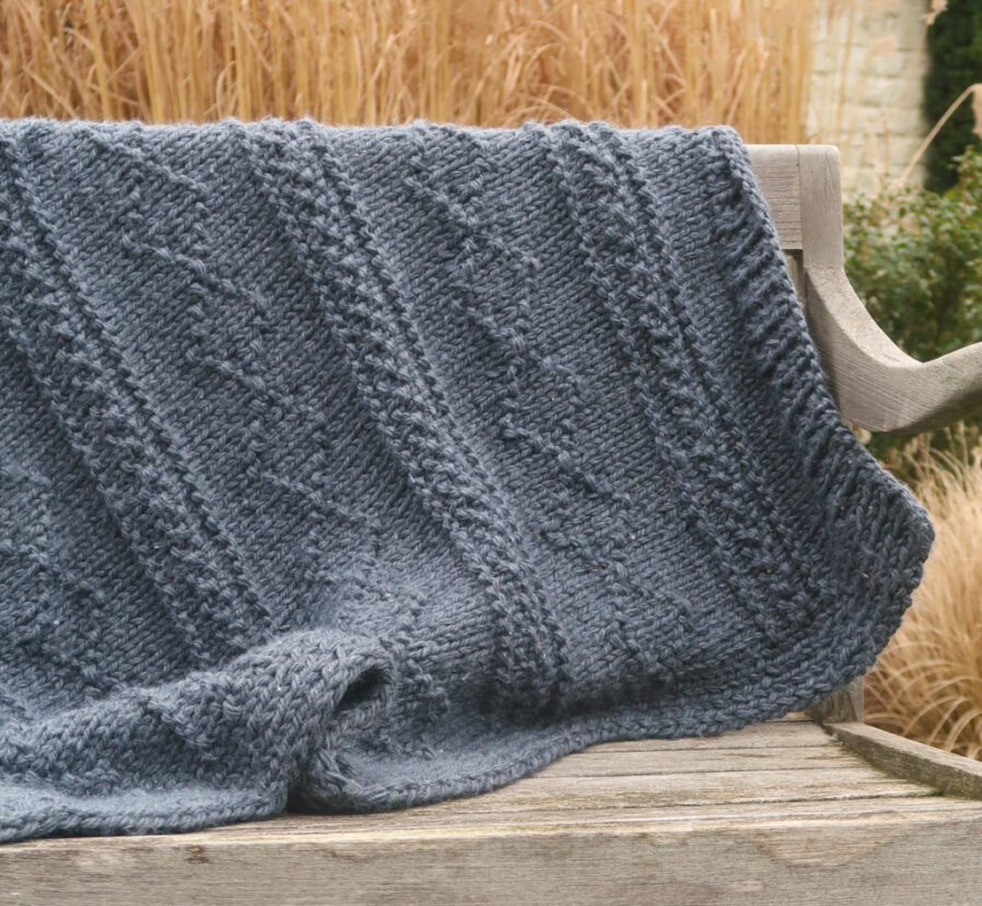 Beginner Knitting Blanket Pattern Free - Hearthstone Blanket | Knitting ...