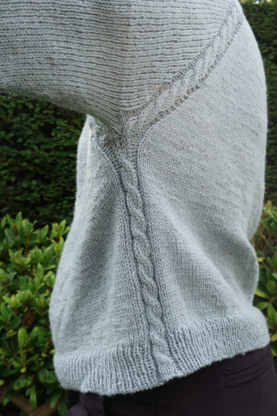 Free Raglan Sweater Knitting Pattern | Knitting with Chopsticks