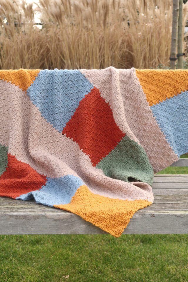 C2C Crochet Blanket Pattern - Building Blocks Blanket | Knitting with ...